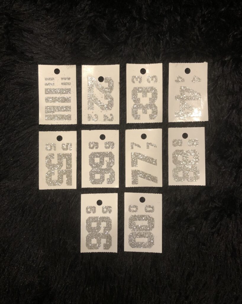 Silver Glitter 3’S. 2 Large/2 Small – Homecoming Supplies