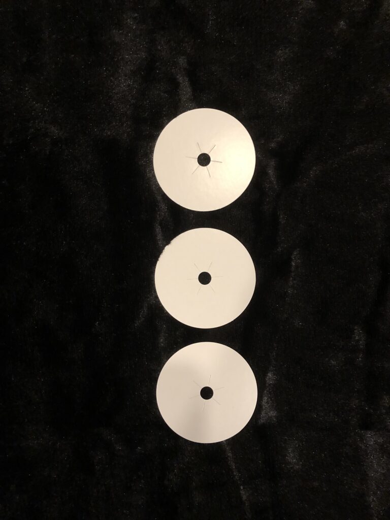 3 PACK 3” MUM BACKINGS FOR 4” MUM FLOWERS – Homecoming Supplies